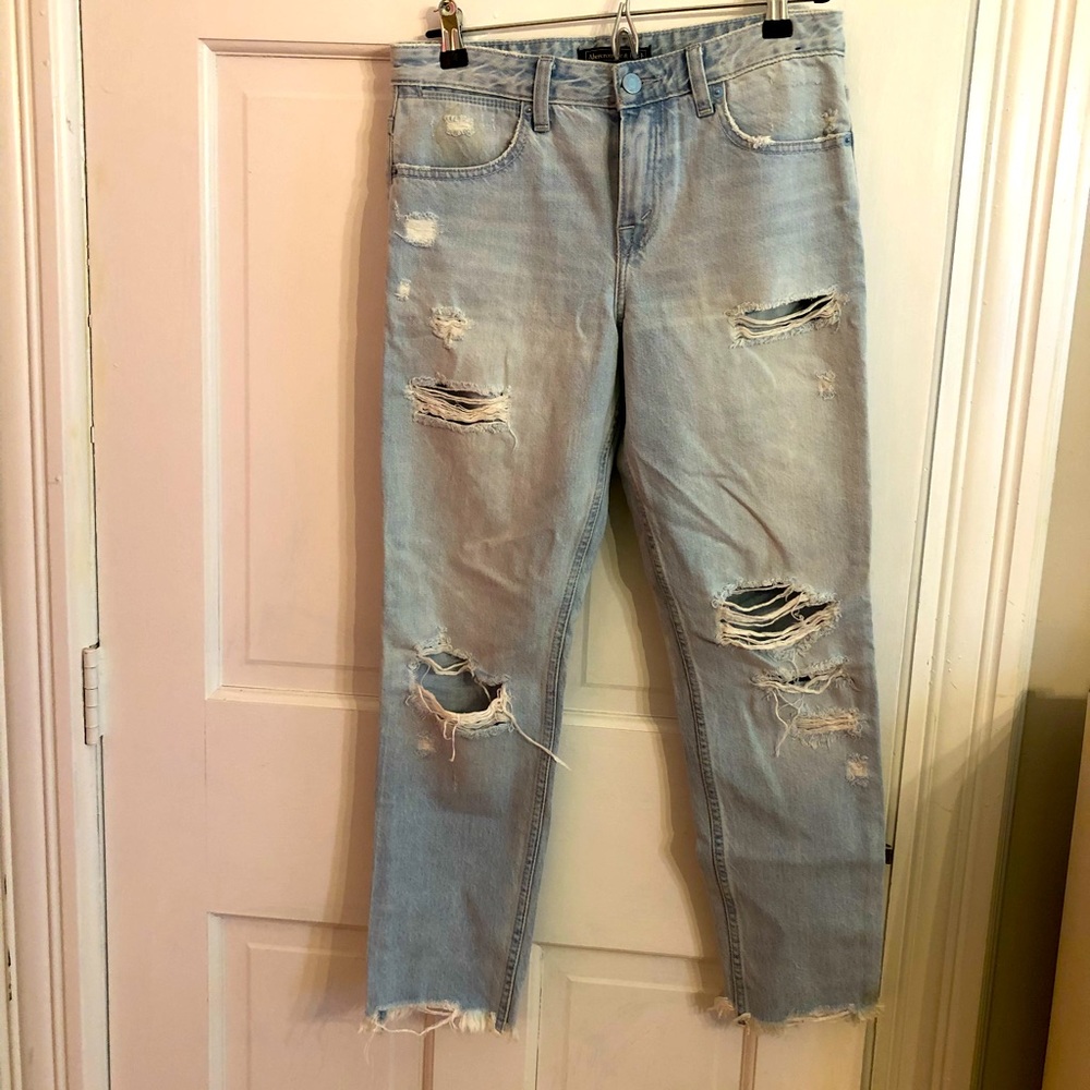 Destroyed Light Was Jeans - Gem